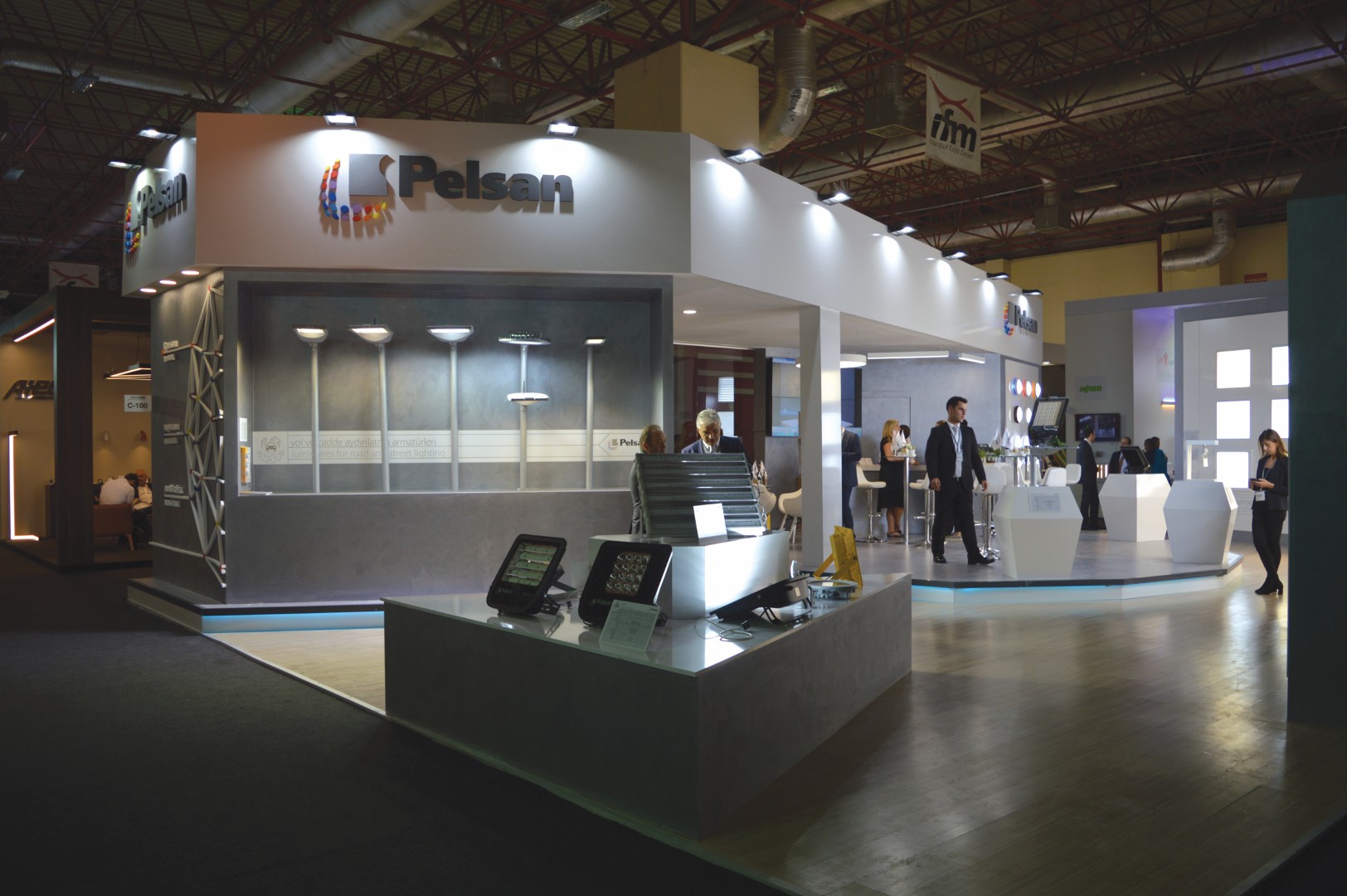 pelsan (Large) | Lighting magazine